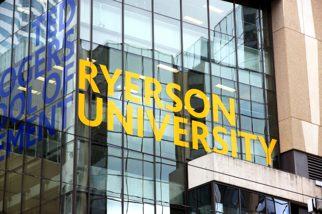 Top 7 Colleges/Universities in Toronto for Indian Students - CareerGuide