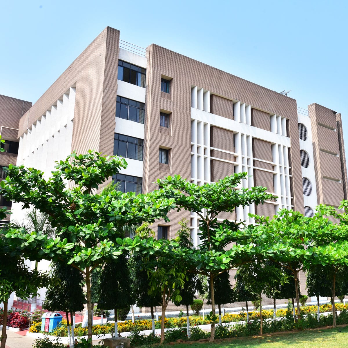 XUB/XIM UNIVERSITY - CareerGuide