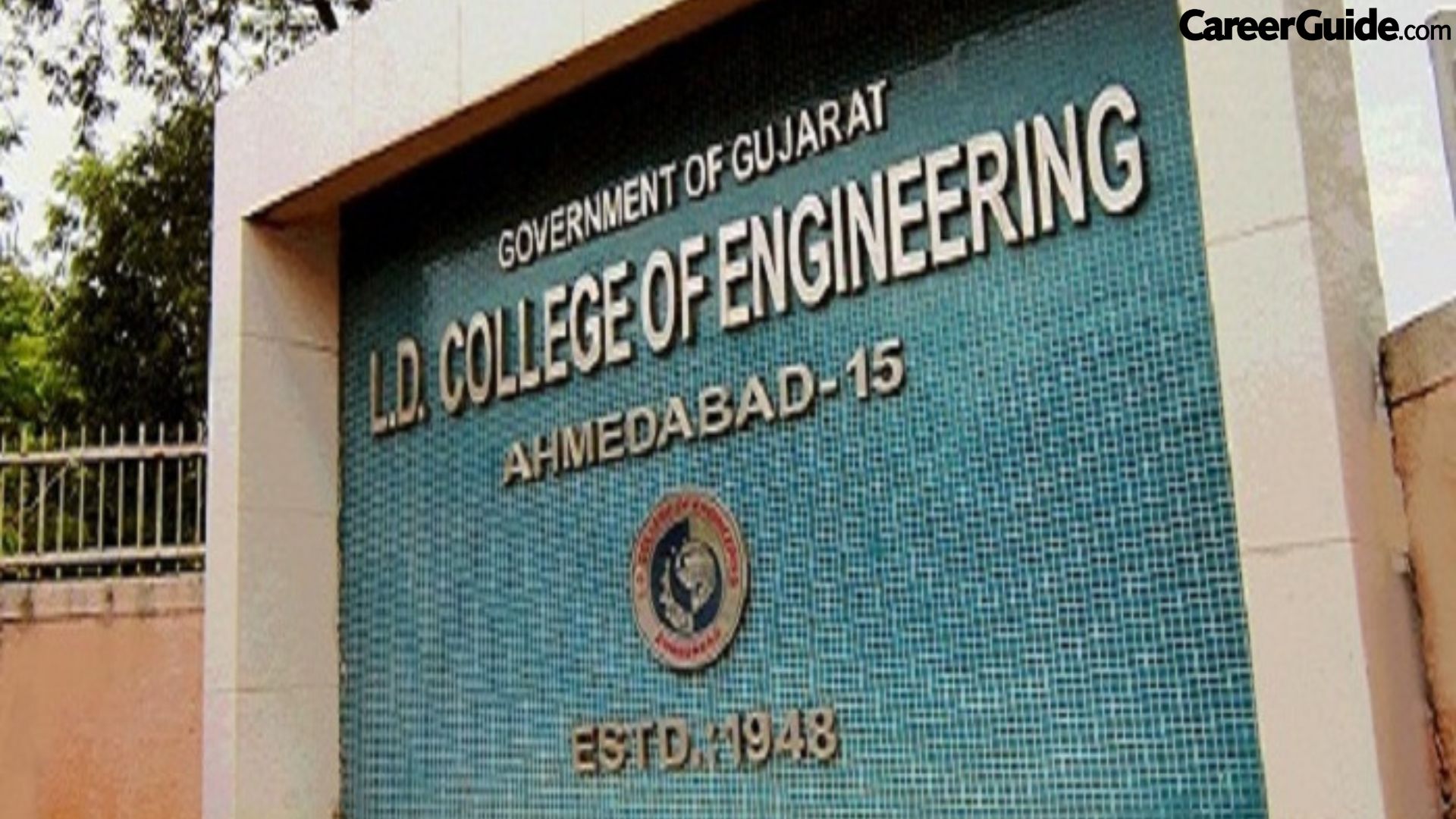 Top Textile Engineering Colleges in India - CareerGuide